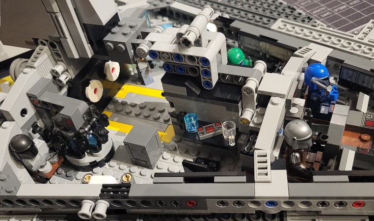 LEGO MOC-215940 Mandalorian Star-Destroyer Mod (75394) by RMC1138 ...