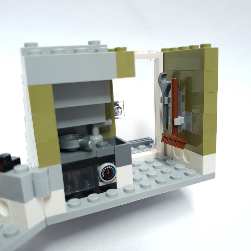 Review: 31131-1 - Downtown Noodle Shop | Rebrickable - Build with LEGO