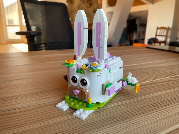 LEGO MOC 40764 - Bunny Bank by stanisi | Rebrickable - Build with LEGO