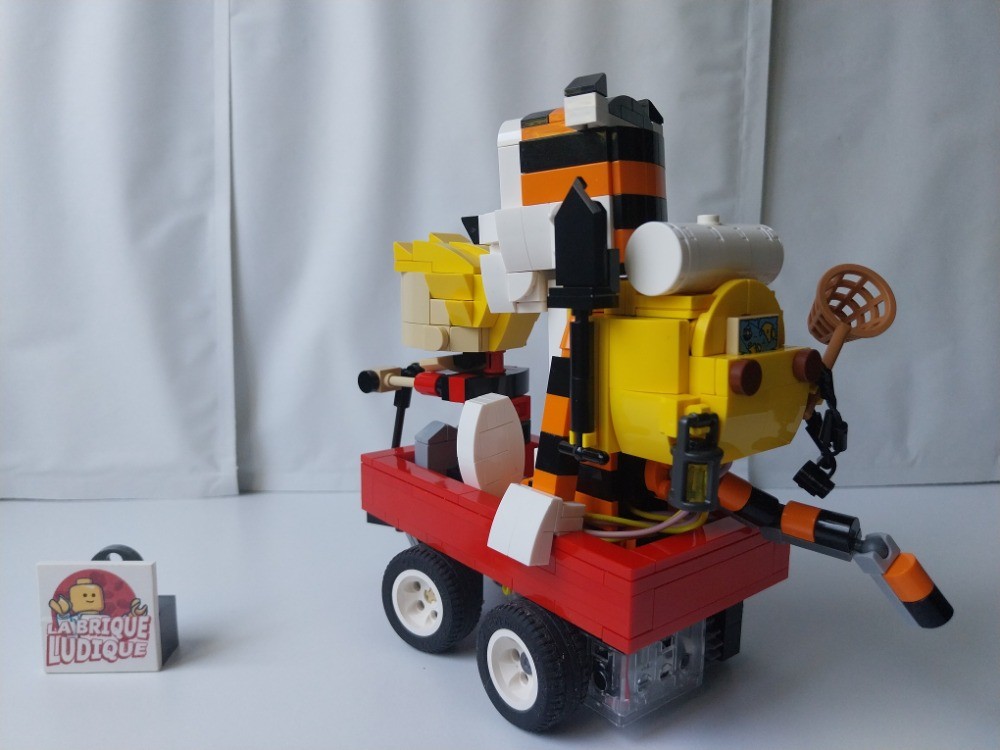 LEGO MOC Calvin and Hobbes by grubaluk | Rebrickable - Build with LEGO