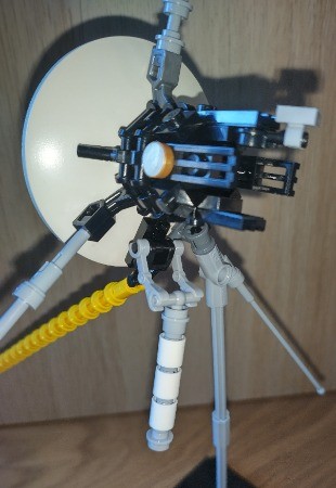 LEGO MOC Voyager Probe by Brick Forge | Rebrickable - Build with LEGO