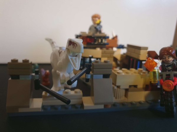 LEGO MOC Atrociraptor confinement break out. by MytimePD | Rebrickable ...