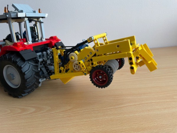 LEGO MOC Daffodils harvester for Massey Ferguson 7S / Deutz-Fahr TTV610 ...