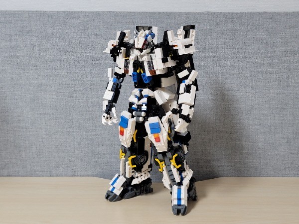 LEGO MOC Transformer Transit by wowblock | Rebrickable - Build with LEGO