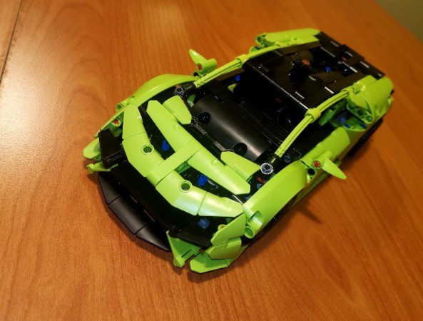 LEGO MOC 42161 Alternate model: Lamborghini by Anton Kablash ...