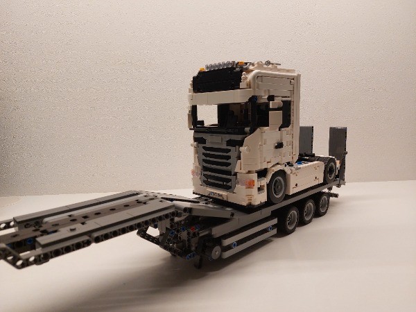 LEGO MOC LOW LOADER TRAILER ( 1:21 Scale ) by BricKimi | Rebrickable ...