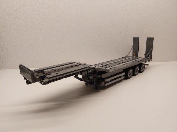 LEGO MOC-138583 LOW LOADER TRAILER ( 1:21 Scale ) by BricKimi ...