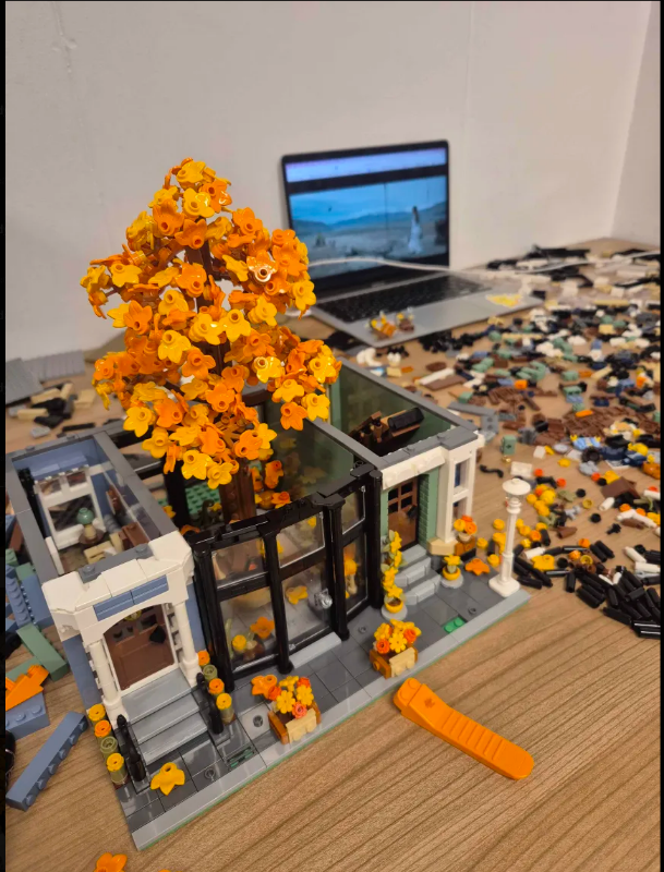 LEGO MOC-230396 Autumn Arboretum by ModularManiac | Rebrickable - Build ...