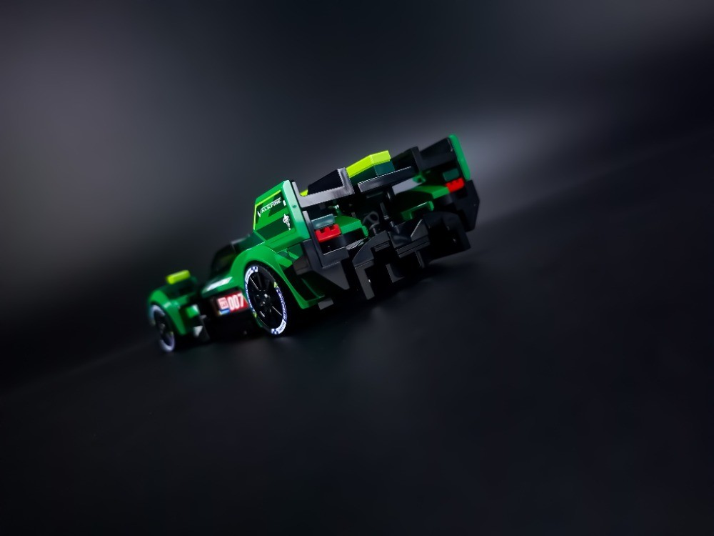 LEGO MOC Aston Martin Valkyrie AMR-LMH by SFH_Bricks | Rebrickable ...