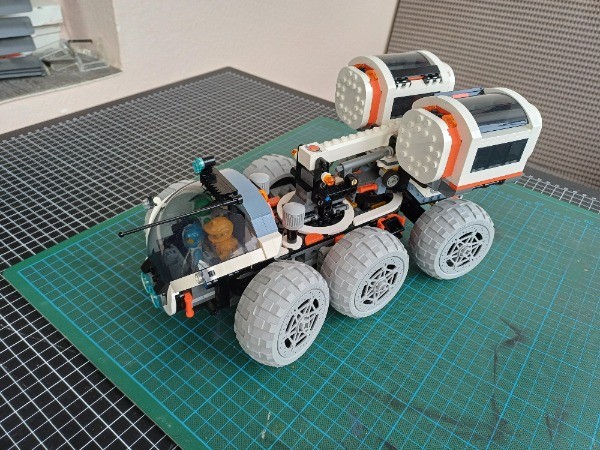 LEGO MOC Modulon Mobilizer LEGO City Space 2024 by Kaelfros ...