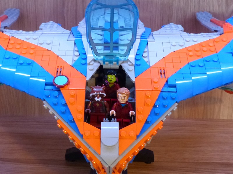 Review: 76286-1 - The Milano Spaceship | Rebrickable - Build with LEGO