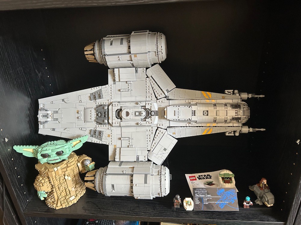 LEGO MOC UCS Razor Crest Display Stand by dertagedieb | Rebrickable ...