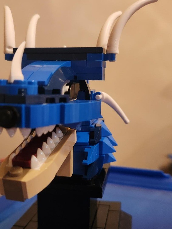 LEGO MOC Blue Dragon Head by Xomur | Rebrickable - Build with LEGO