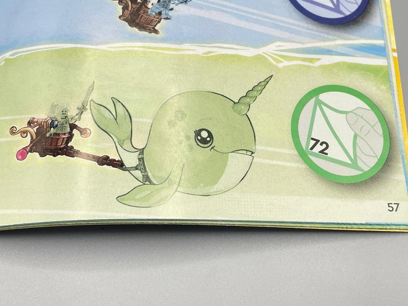 Quick Review: 71472-1 - Izzie's Narwhal Hot-Air Balloon | Rebrickable ...