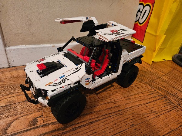 LEGO MOC Custom Pick-Up 4X4 by Lucioswitch81 | Rebrickable - Build with ...