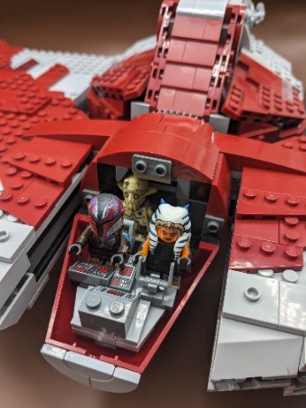 LEGO MOC Ahsoka's T-6 Shuttle by bitemouse | Rebrickable - Build with LEGO