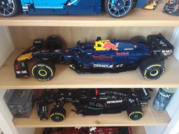 LEGO Set 42206-1 Oracle Red Bull Racing RB20 F1 Car (2025 Technic ...