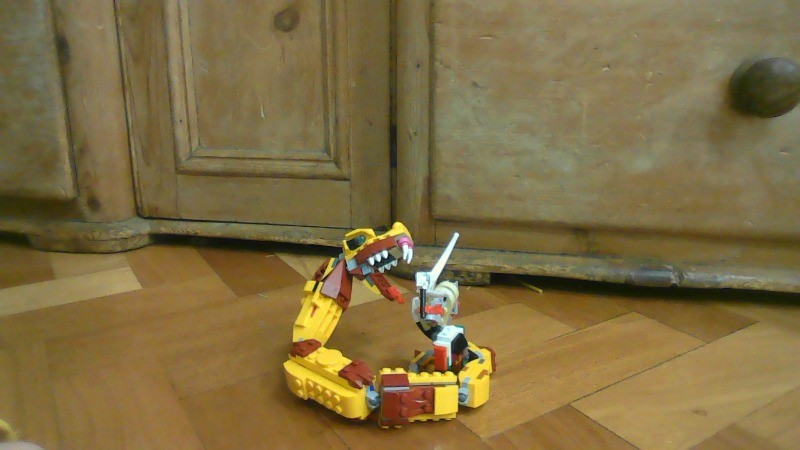 LEGO MOC-79457 Craw Wurm versus Minotaur by Macharius | Rebrickable ...