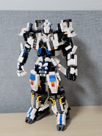 LEGO MOC Transformer Transit by wowblock | Rebrickable - Build with LEGO