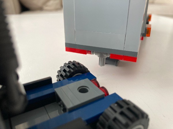 LEGO MOC Semi-truck with Dry Van Trailer by pink0d | Rebrickable ...