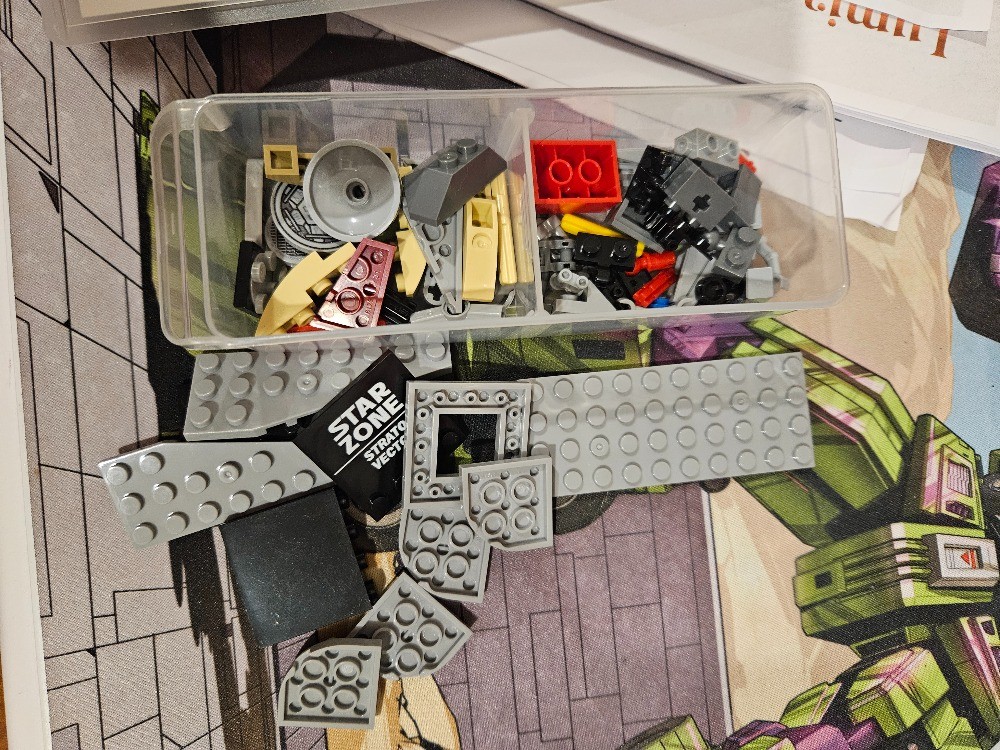 LEGO MOC Dash Rendar's Outrider from 75375 Falcon by Tomasso ...