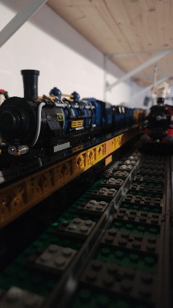 LEGO MOC 21344 Sapphire Star: redesigned and motorized by bo.bricks ...