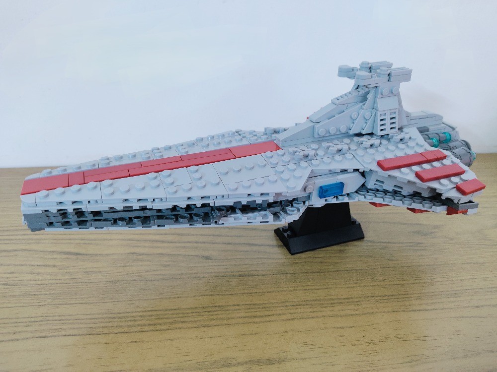 LEGO Set 75441-1 Venator-Class Attack Cruiser (2026 Star Wars ...