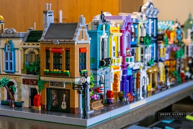 LEGO MOC-155049 Jollie's Music Store by BrickAtive | Rebrickable ...