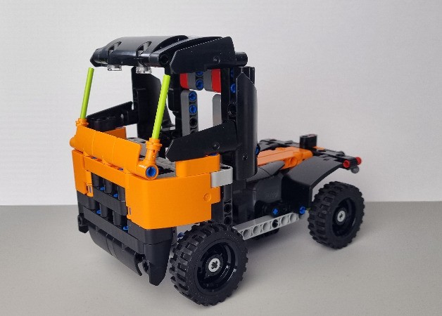 LEGO MOC Truck (42166 B-Model) by T-Engineering | Rebrickable - Build ...