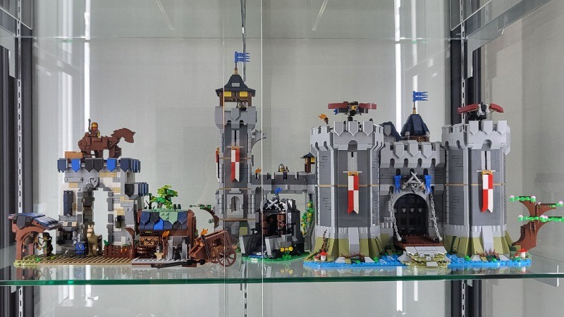 LEGO MOC Triumphal Arch for Black Falcon (21325 Alternate build) by ...