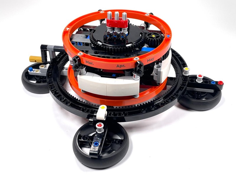 Review: 42179-1 - Planet Earth and Moon in Orbit | Rebrickable - Build ...