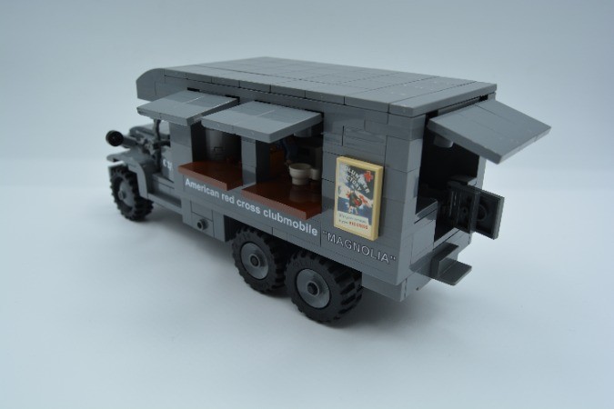 LEGO MOC-186996 GMC CCKW Club Service / WW2 by Lepetitlegoneuf ...