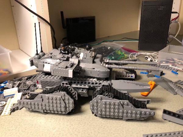LEGO MOC-215027 'Goliath' futuristic tank by Camobricktape ...