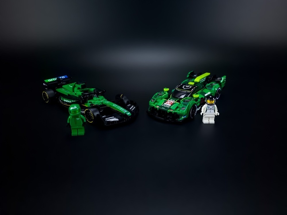 LEGO MOC Aston Martin Valkyrie AMR-LMH by SFH_Bricks | Rebrickable ...