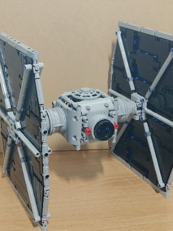LEGO MOC TECHNIC TIE/LN starfighter by pins_n_liftarms | Rebrickable ...
