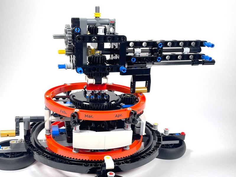 Review: 42179-1 - Planet Earth and Moon in Orbit | Rebrickable - Build ...