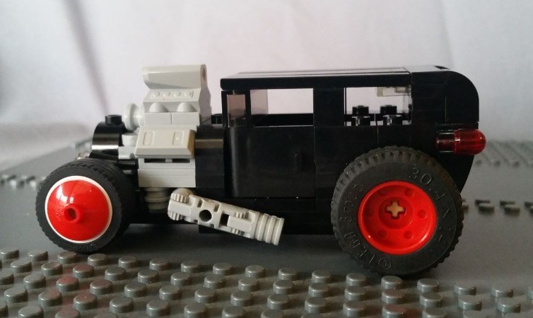 LEGO MOC 1932 Ford Model A Sedan Hot Rod / Rat Rod by Thefrankster ...