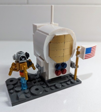 LEGO MOC Neil Armstrong Brickheadz by ej76az | Rebrickable - Build with ...