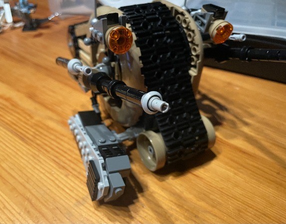 LEGO MOC SW Droid Snail Tank by MOCOPOLIS | Rebrickable - Build with LEGO