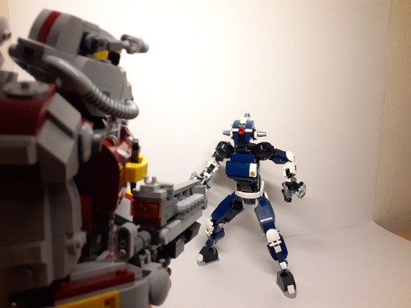 LEGO MOC Assaultron (Police Paint) by Mojave-Ghoul | Rebrickable ...