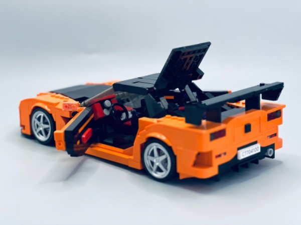 LEGO MOC 马自达RX7-Veilside by DRmoc | Rebrickable - Build with LEGO