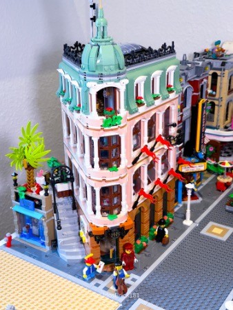 LEGO MOC-183375 Boutique Hotel Restaurant Floor by Brick Artisan ...