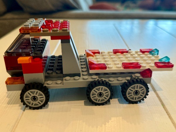 LEGO MOC-193910 Tow Truck by DadNGabe | Rebrickable - Build with LEGO