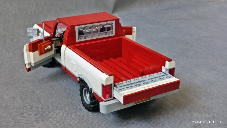 LEGO MOC Dodge RAM 1990 (1st generation) by syzygy87 | Rebrickable ...