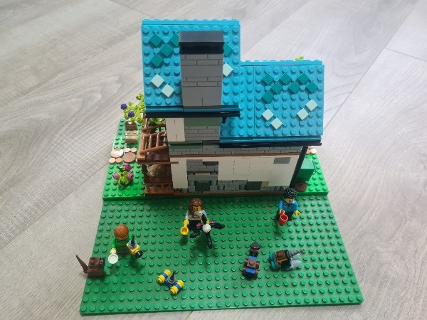 LEGO MOC-171499 Modular Cozy Home (31139) by Simessa | Rebrickable ...