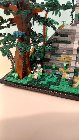 LEGO MOC-151081 Mesoamerican Temple, or: then and now in Mesoamerica ...