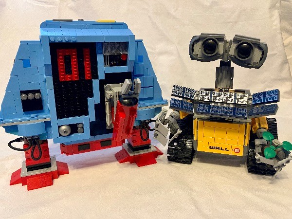 LEGO MOC Silent Running Robot Drones Dewey, Huey, and Louie by enfurnoh ...
