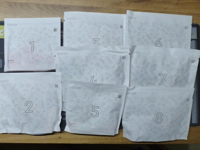 Review: 42674 - Comic Book and Game Store | Rebrickable - Build with LEGO