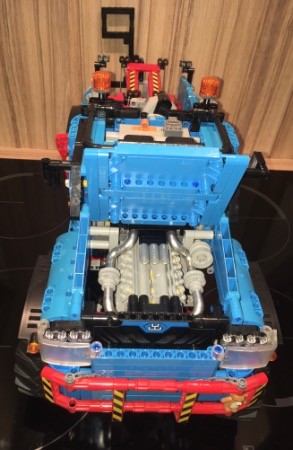 LEGO MOC 4x4 Tow Truck by Butchaa | Rebrickable - Build with LEGO