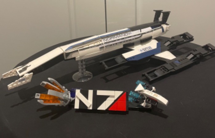 LEGO MOC SSV Normandy SR2 from Mass Effect 3 by Texta217 | Rebrickable ...